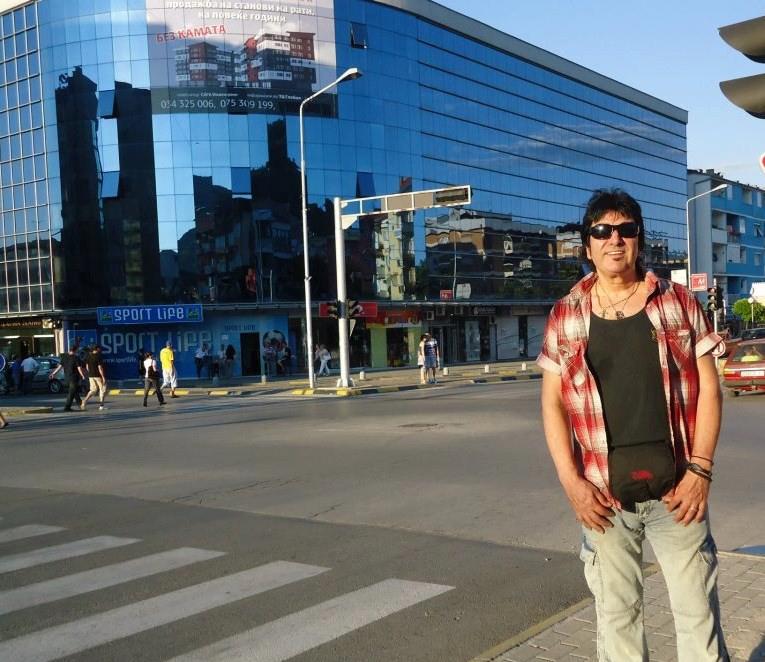 Жално: Само што си ја нашол својата среќа во Германија, пејачот Васил ...